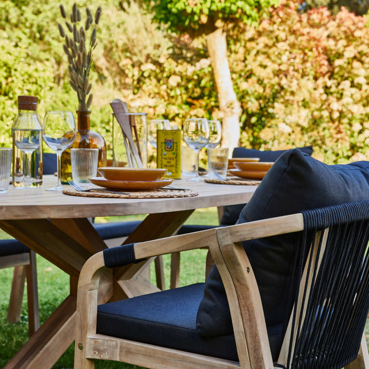 Woodlands 8 Seat Outdoor Dining Setting — Bare Outdoors